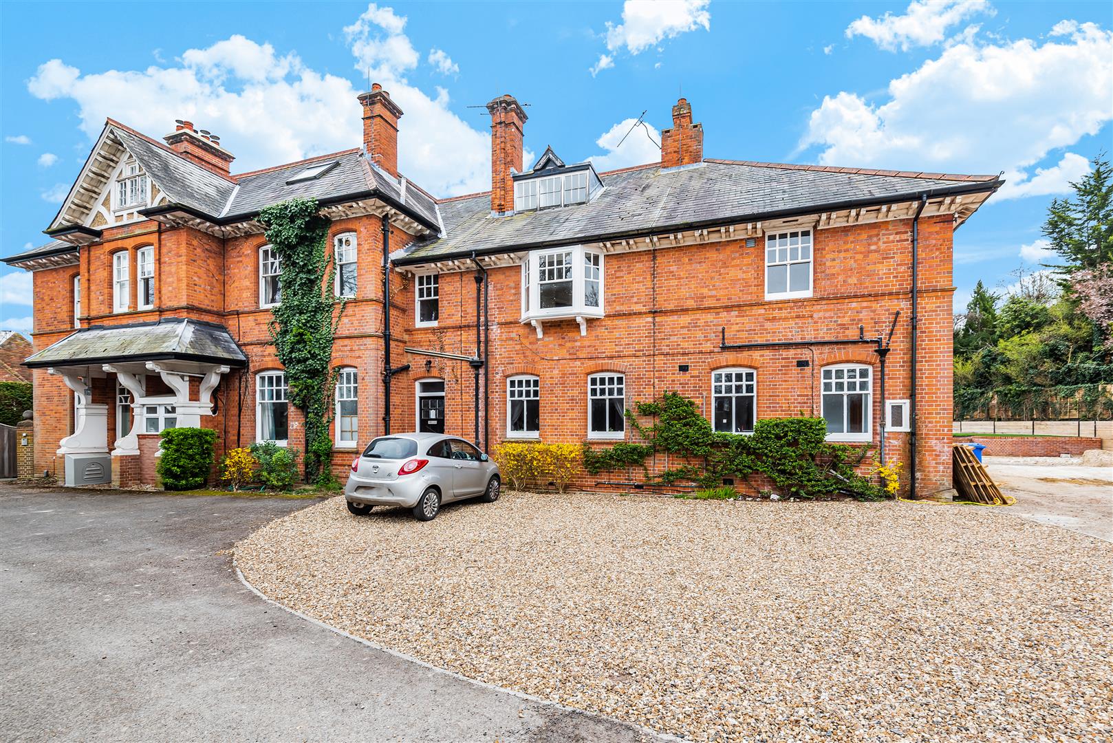 Grove Road, Guildford | Clarke Gammon