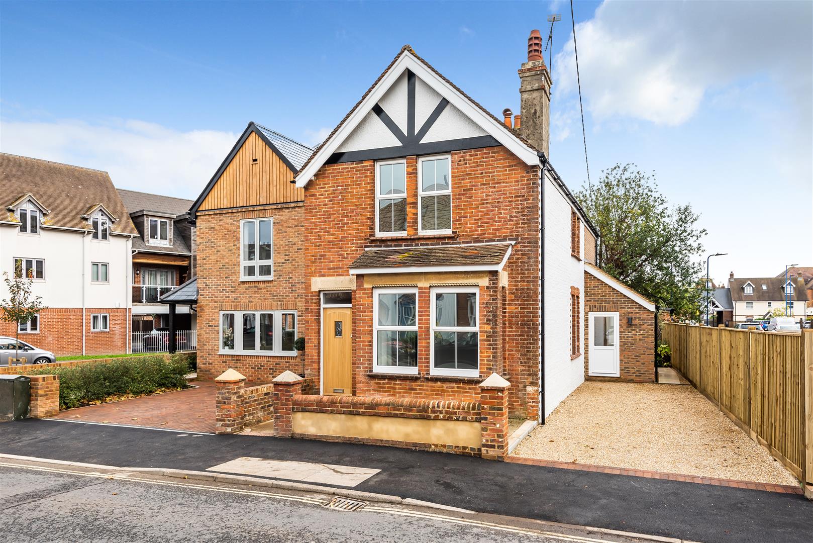 Charles Street, Petersfield | Clarke Gammon