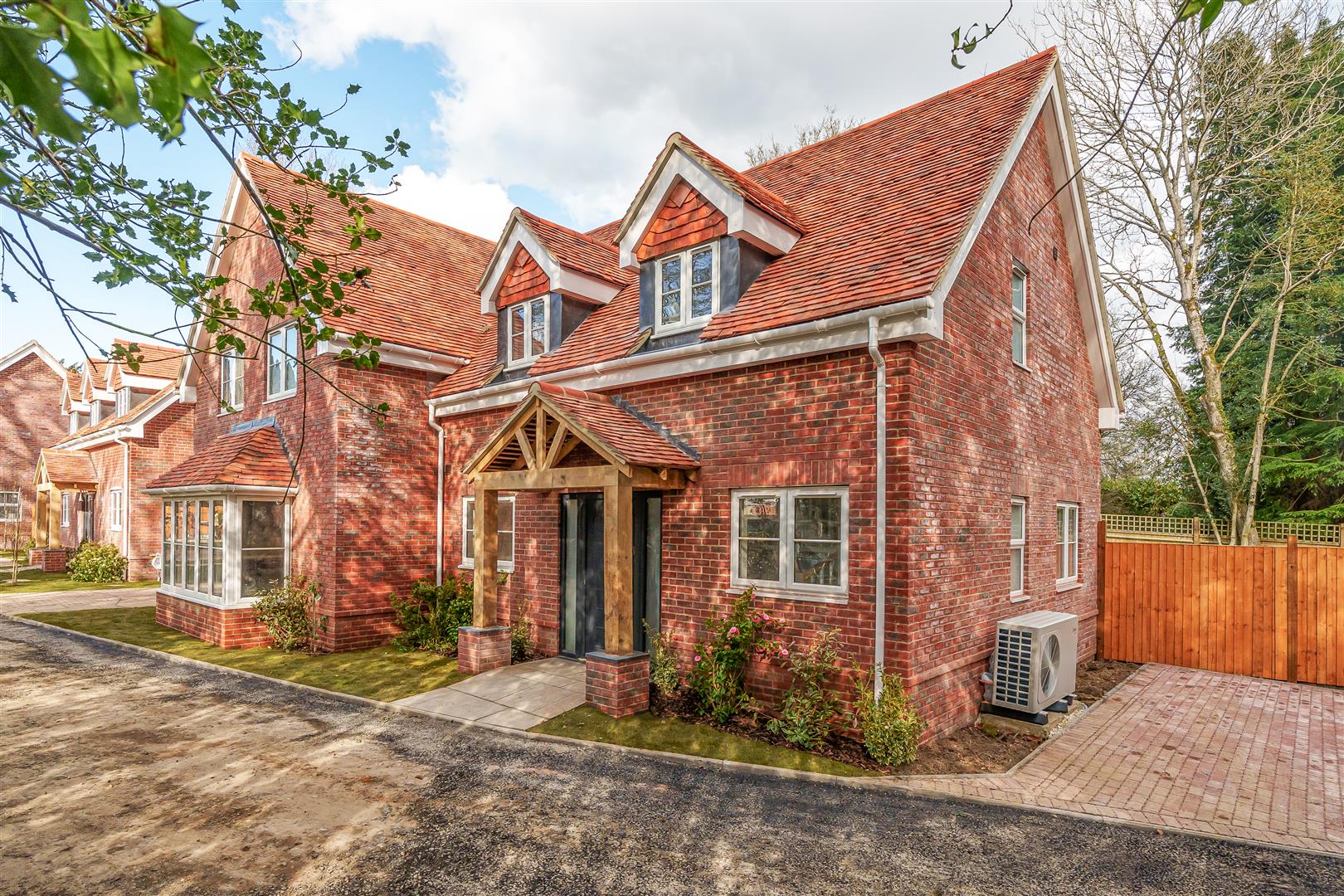 Woolmer Hill Road, Haslemere | Clarke Gammon