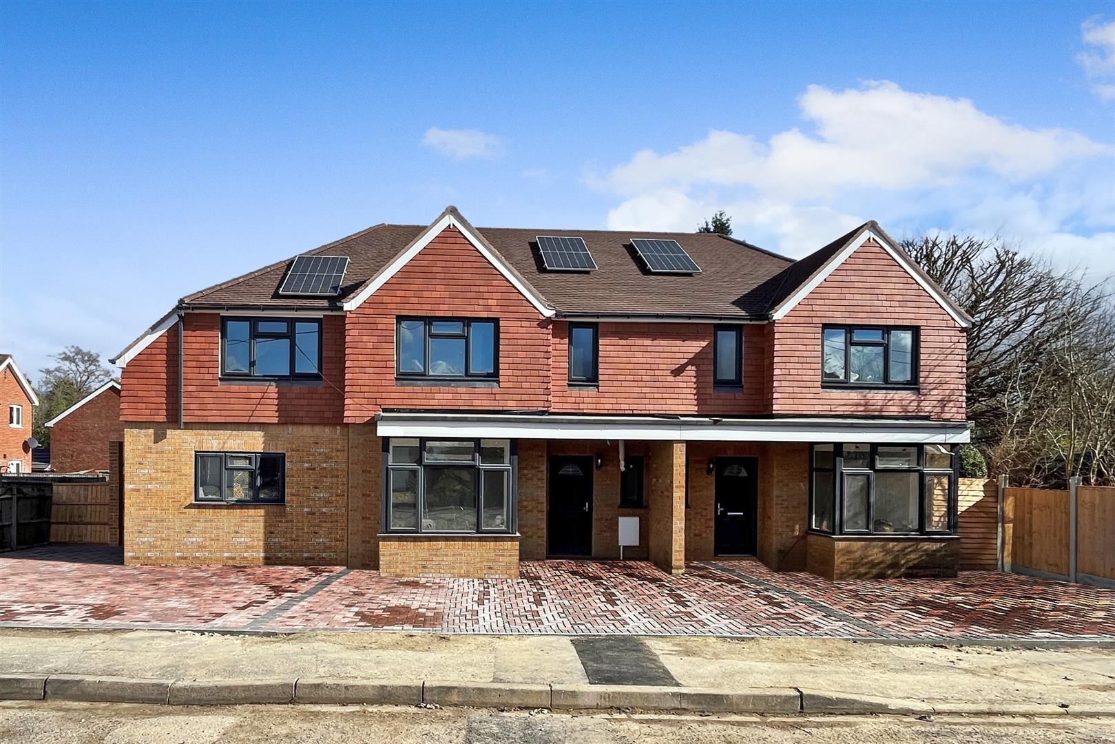 Tower Close, Liphook | Clarke Gammon