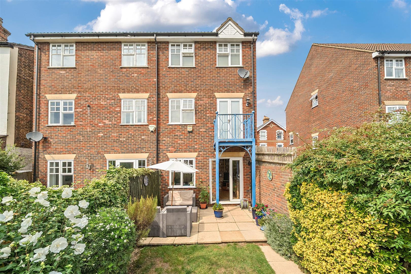 Weyview Close, Guildford | Clarke Gammon